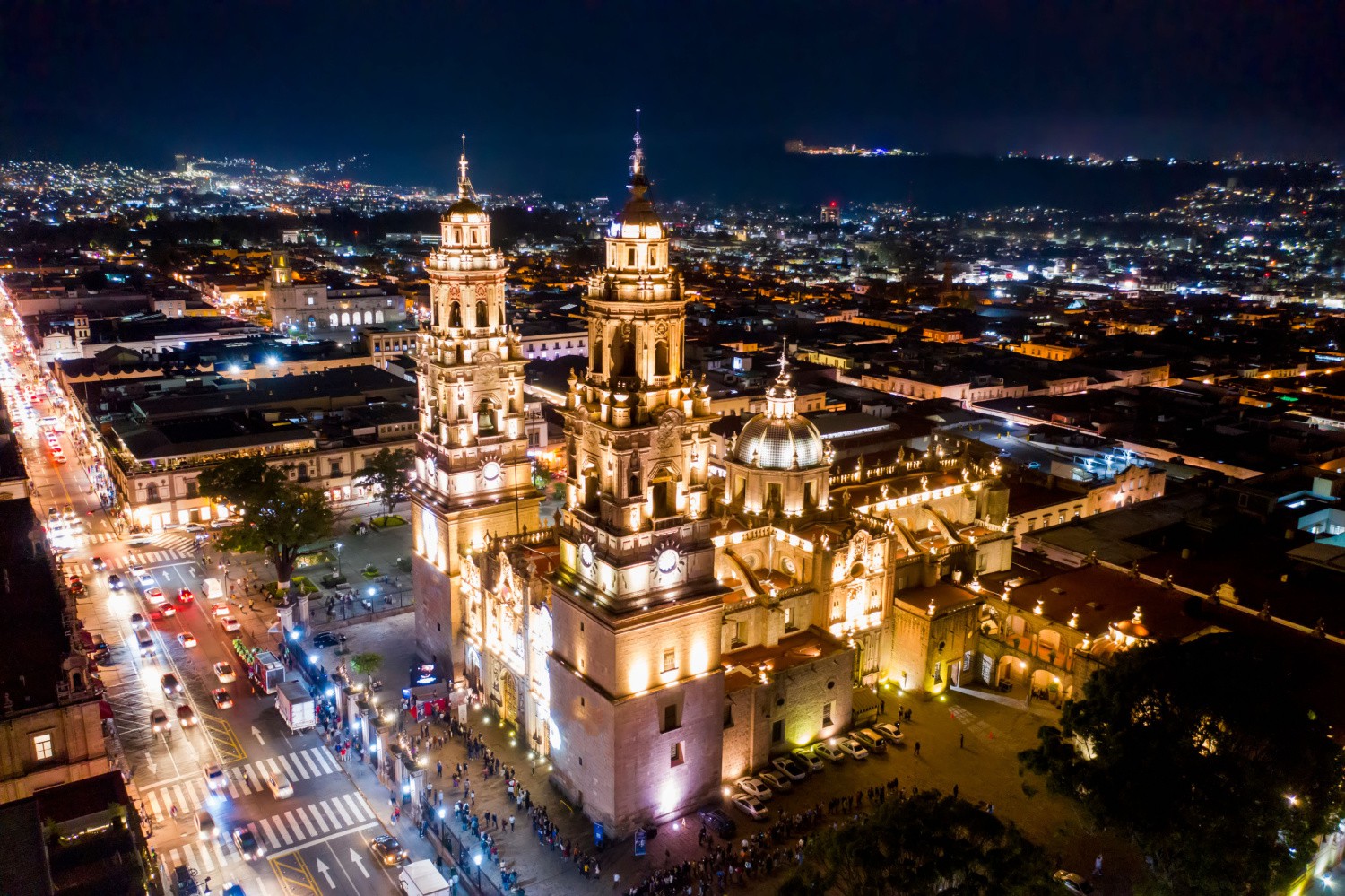 Michoacán: Tisíce motýlů monarchů a jezero Cuitzeo | CK SEN